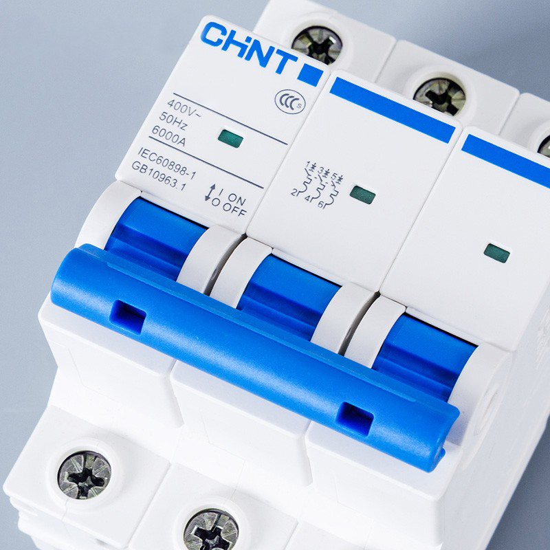 正泰(CHNT) 小型断路器 空开 漏电保护器 类型：空气开关 级数：3P 电流规格：80A 型号：DZ47-华山云商